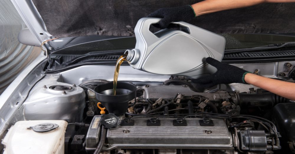 10 Reasons You Should Change Your Engine Oil Every 3,000 Miles | Art ...